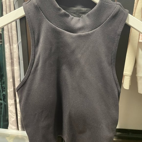 ALO Yoga | Tops | Alo Goddess Rib Cropped Dynamite Bra Tank | Poshmark